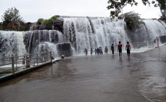 Thiruparapu Waterfalls | BillionTrips: Explore New Places, Share Travel ...