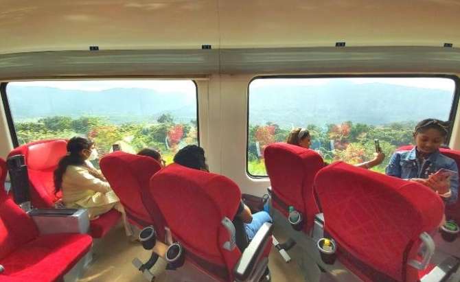 Vistadome Scenic Train Ride | BillionTrips: Explore New Places, Share ...
